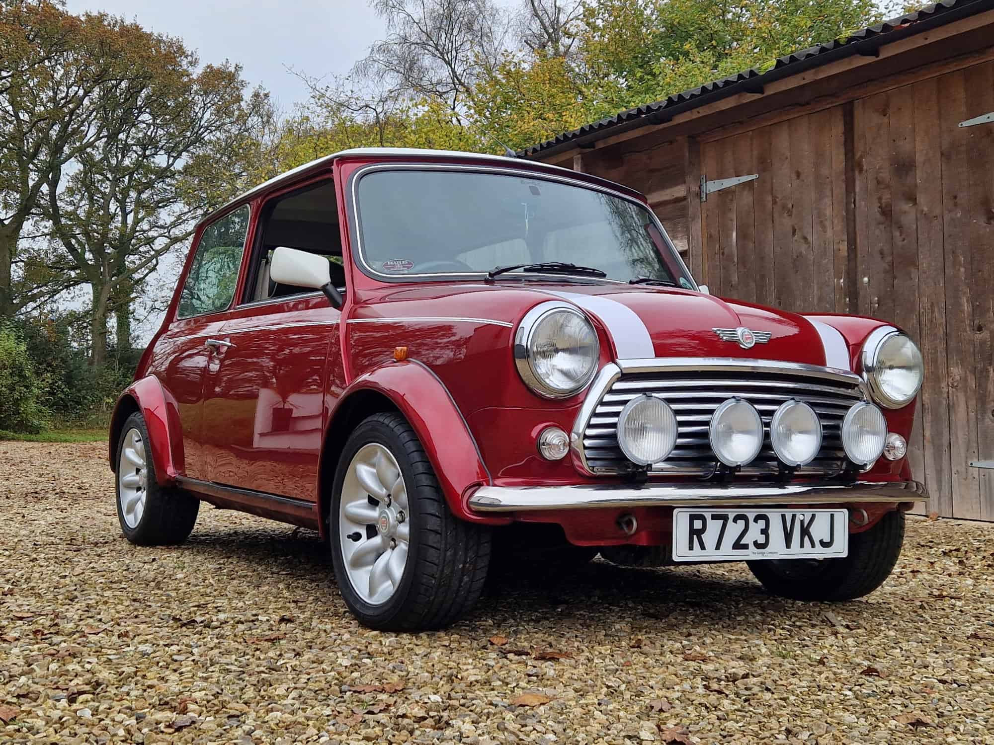 Minis for Sale – Richard Williams Classic Mini's